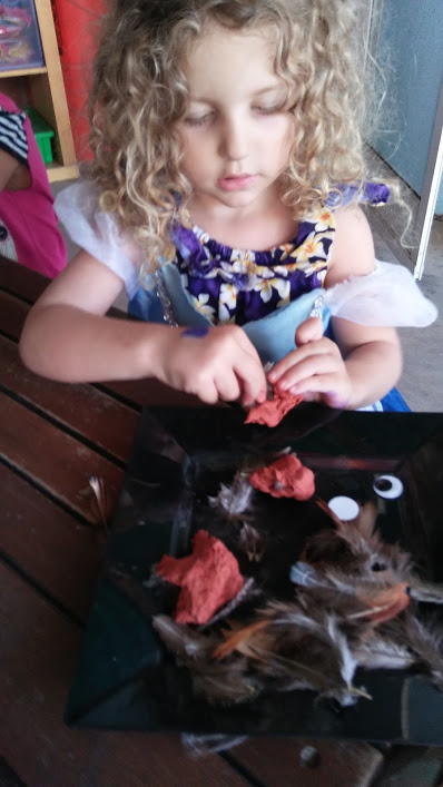 Play Dough Hens | misscarriescorner